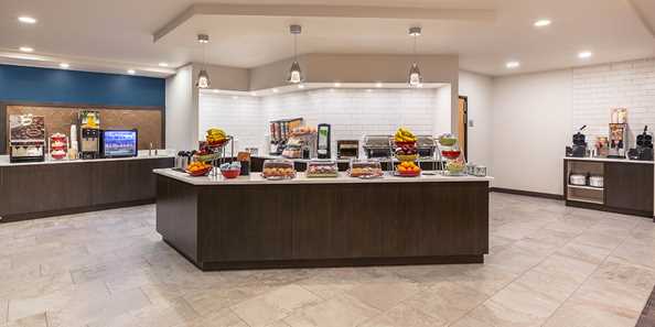 Wingate By Wyndham - Wisconsin Dells Waterpark | Travel Wisconsin