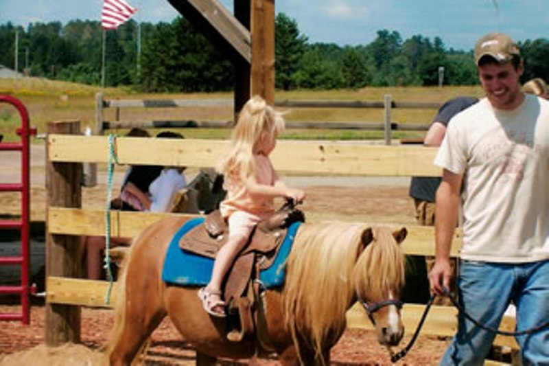 Rocking W Stables | Travel Wisconsin