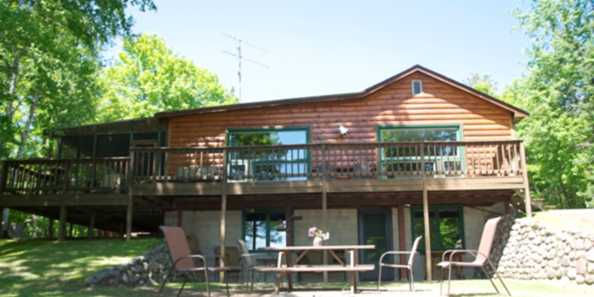 Sandy Point Resort and Disc Golf Ranch | Travel Wisconsin