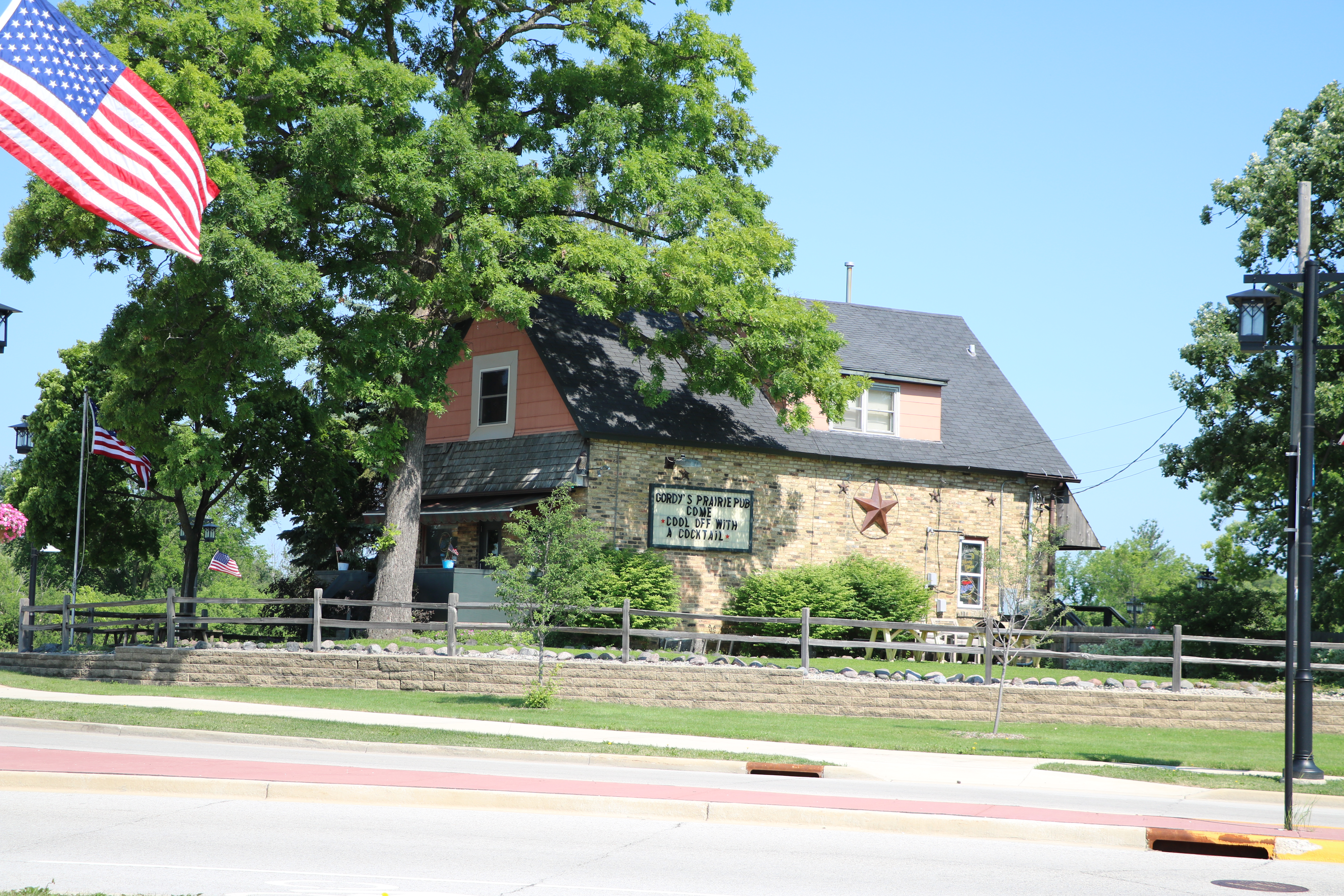 Gordy's Prairie Pub | Travel Wisconsin