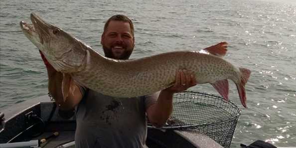 Elk River Custom Rods & Live Bait | Travel Wisconsin