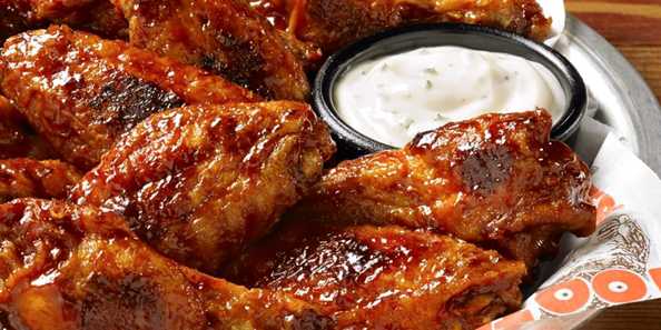 Hooters of East Madison | Travel Wisconsin