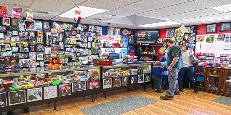 Big Guy's Magic | Travel Wisconsin