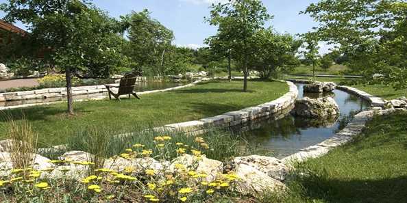 Appleton Memorial Park Gardens | Travel Wisconsin