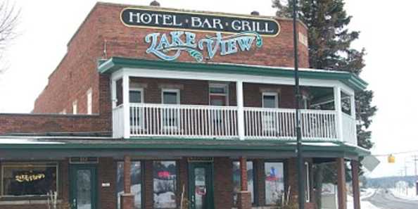 Lakeview Bar & Grill | Travel Wisconsin