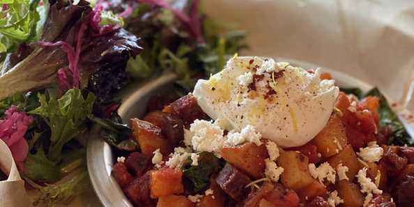 Shiny Moon Cafe | Travel Wisconsin