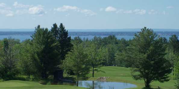 Lake Superior View Golf & Disc Golf | Travel Wisconsin