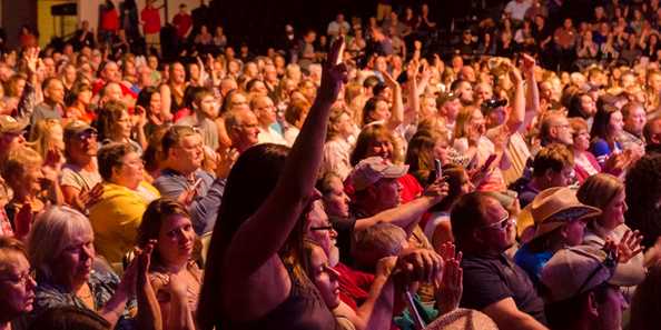 Oshkosh Arena | Travel Wisconsin