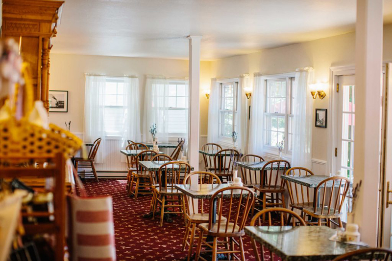 Eagle Harbor Inn | Travel Wisconsin