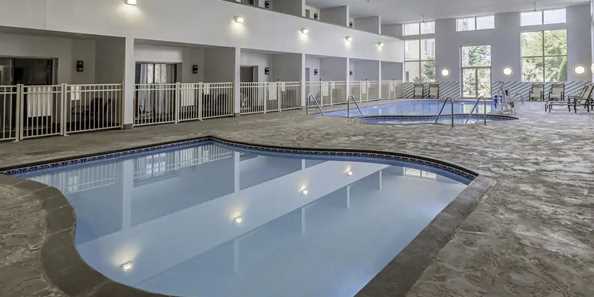 Holiday Inn Hotel & Suites - Rothschild | Travel Wisconsin
