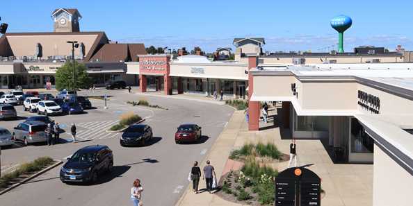 Pleasant Prairie Premium Outlets | Travel Wisconsin
