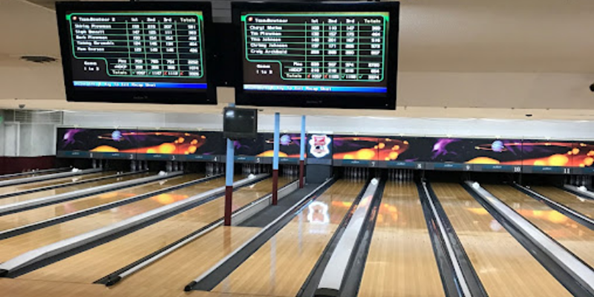Bowlmor Lanes | Travel Wisconsin