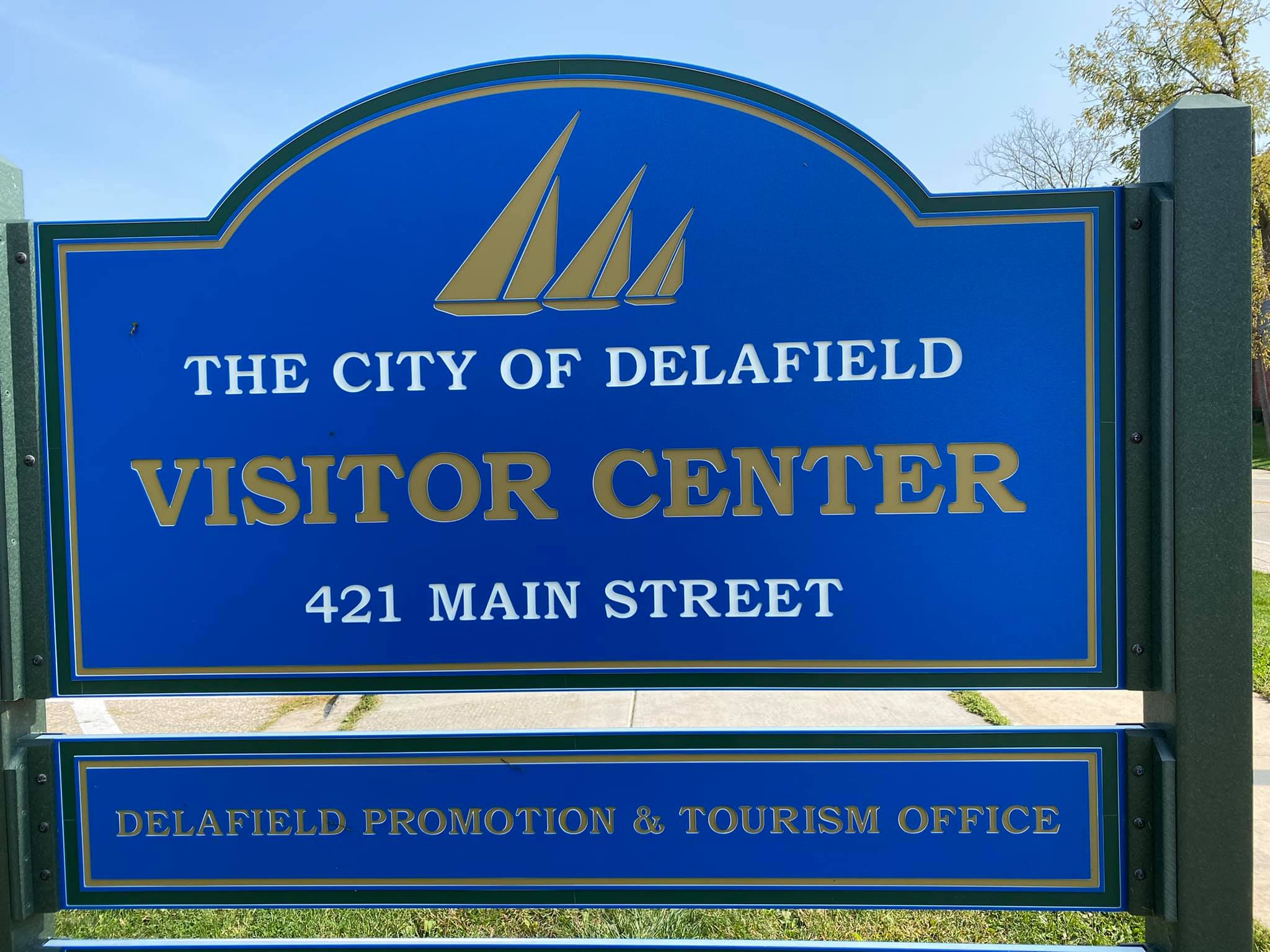 Delafield Promotion & Tourism Office and Visitor Center | Travel Wisconsin
