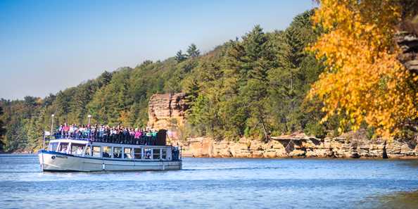 Dells Boat Tours | Travel Wisconsin