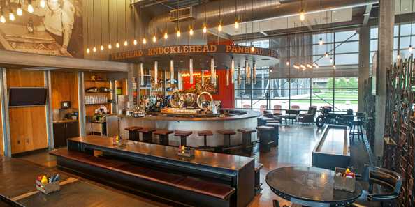 MOTOR Bar & Restaurant | Travel Wisconsin