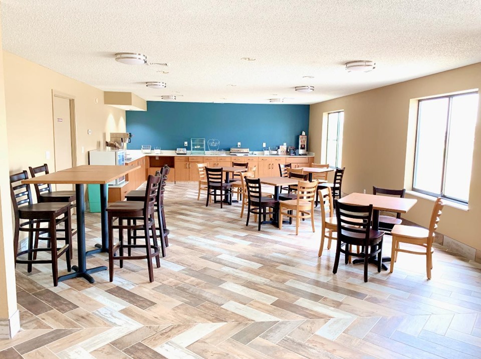 AmericInn & Suites | Travel Wisconsin